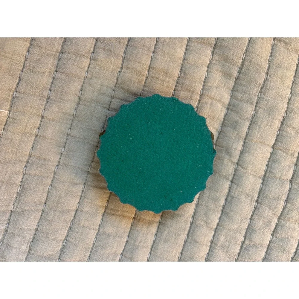 Coca Cola | Dining | Cocacola Bottle Cap Paper Weight Vintage Style Bar ...